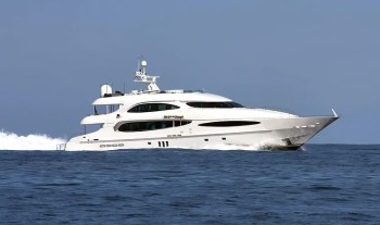 Top 10 Fastest Boats Ever Made - ThrottleXtreme