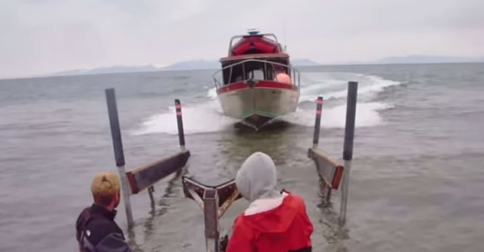 The World’s Fastest Boat Load! This Alaskan Boat Captain Doesn’t Need a ...