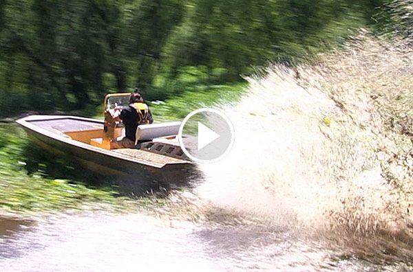 Meet The “Swamp Shark”, Monstrous 550 Hp Corvette Powered Shallow Water ...