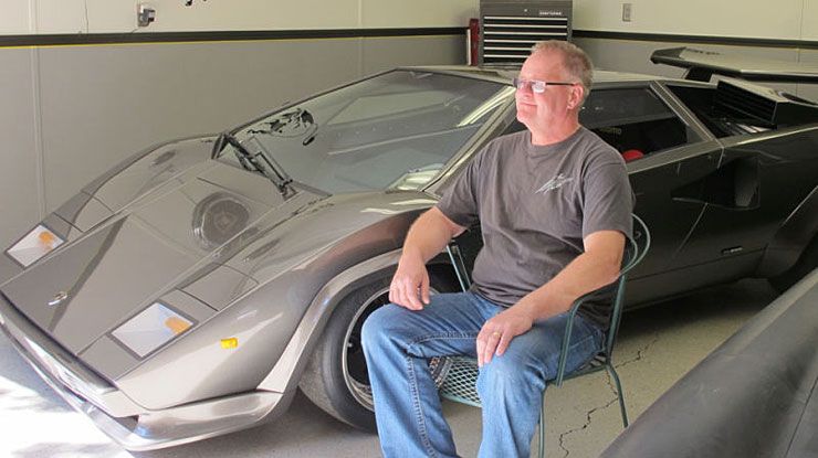 Man Spends 17 Years To Build A Lamborghini Countach in His Basement ...