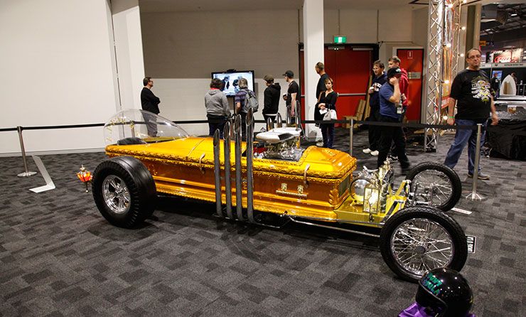 DRAG-U-LA: Dave Scott Has Recreated The Munsters Icon - ThrottleXtreme