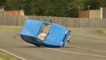 Ridiculous Reliant Robin Races. The Most Entertaining Motorsport Ever ...