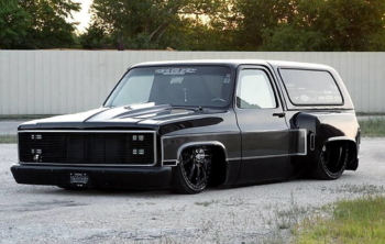 "Ta Cabron" - K5 Blazer Dually Dropped on 26″ Rims - ThrottleXtreme